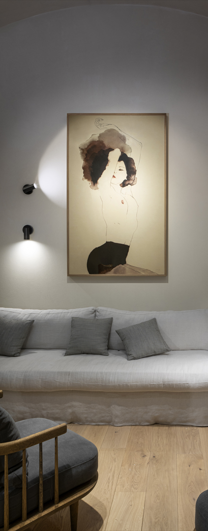 Cyls Wall - קבסו תאורה - אולם תצוגה בירושלים